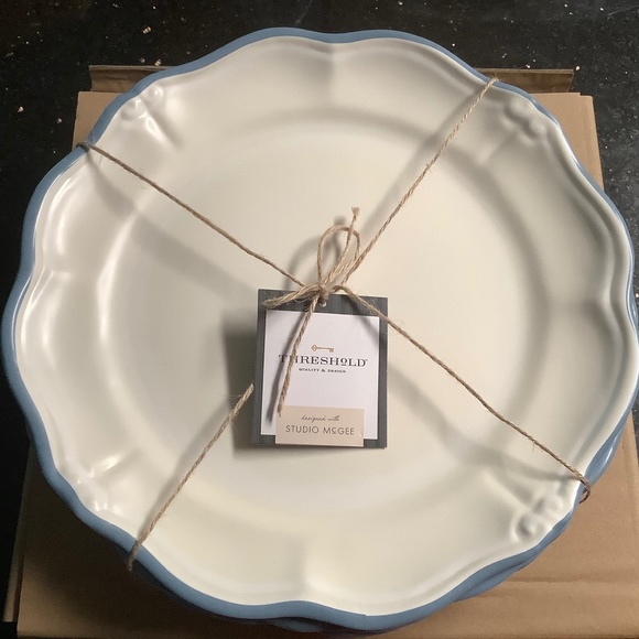 Threshold | Dining | 1 4pk Melamine Dinner Plates White Threshold ...